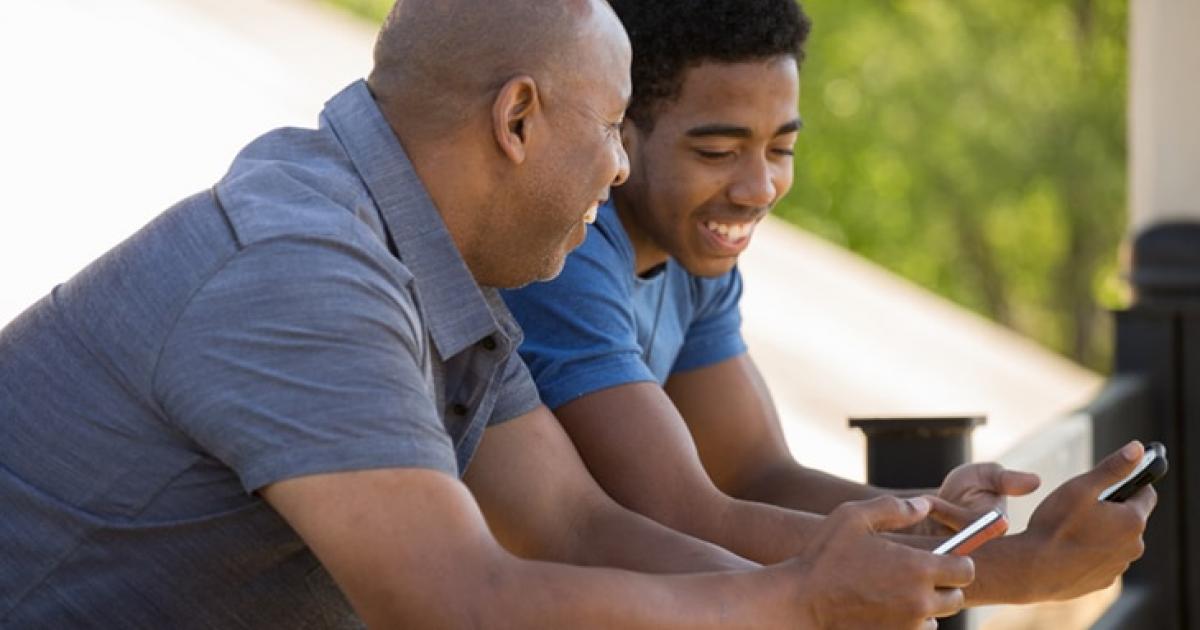 Mentoring is a Great Way to Prevent Bullying | StopBullying.gov